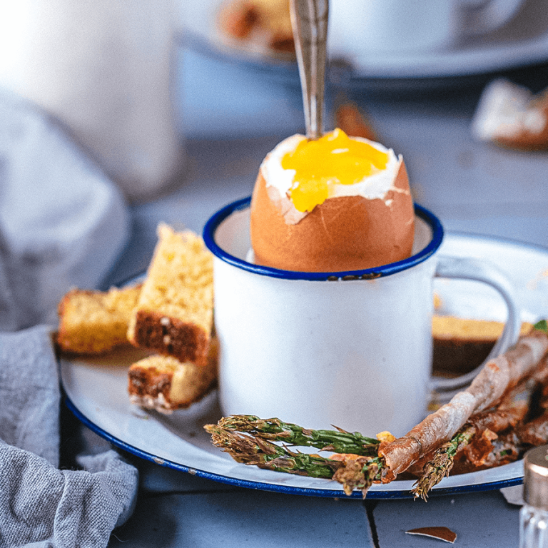 Koolhydraatarm Ei met Gegrilde Asperges en Prosciutto